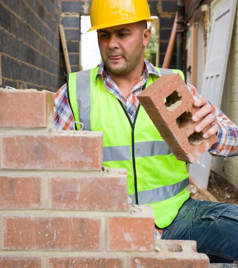 Curso de maestro constructor en infotep